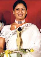 The Contretemps surrounding Kishani Jayasinghe’s Operatic “Dunno Budunge” | Thuppahi's Blog