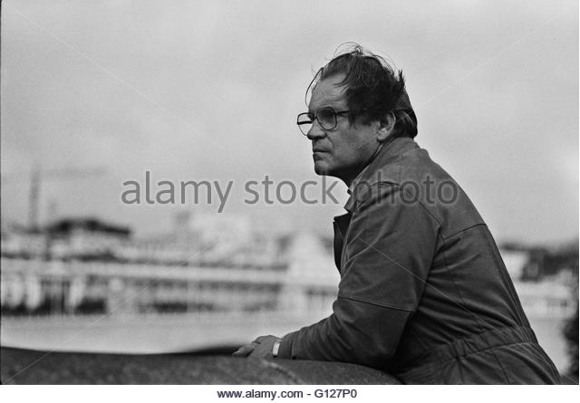 Jorge Lewinski’s “The Camera at War” and Other Achievements | Thuppahi ...