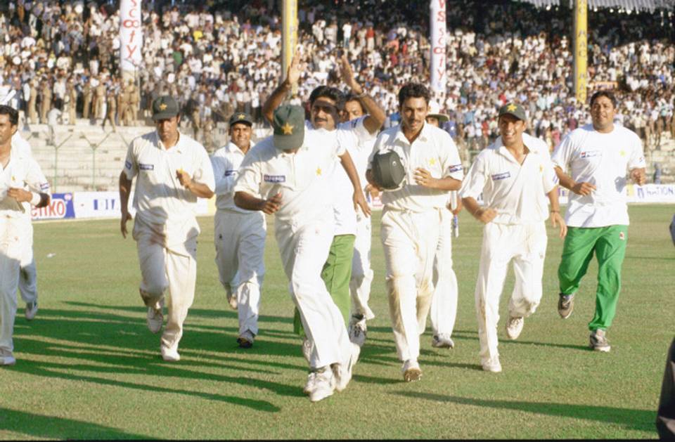That Memorable Political Moment in Cricket in 1999: WHEN Pakistan beat ...