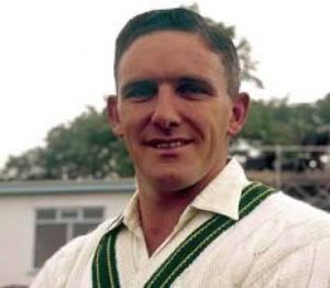 Alan Davidson farewelled in Awe | Thuppahi's Blog